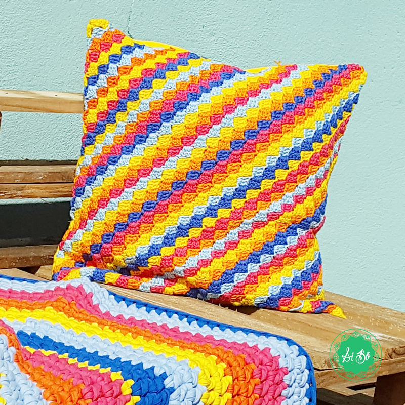 30 Ideias de Almofadas coloridas de Crochê - Artesanato Passo a Passo!