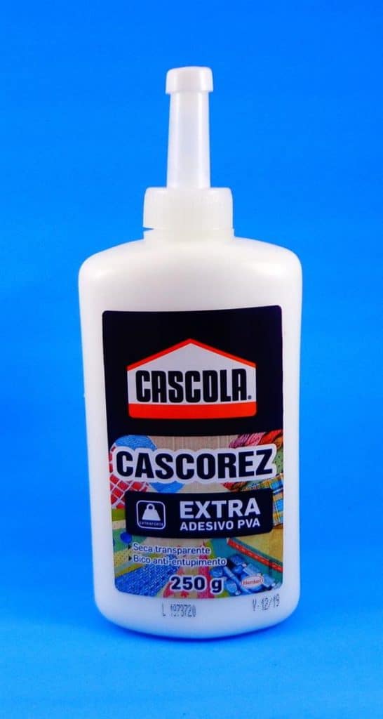 Melhores tipos de colas para tecido - Artesanato Passo a Passo!