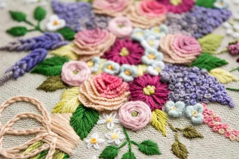 Bordado Rococó: como fazer +70 ideias surpreendentes com esse estilo de ...
