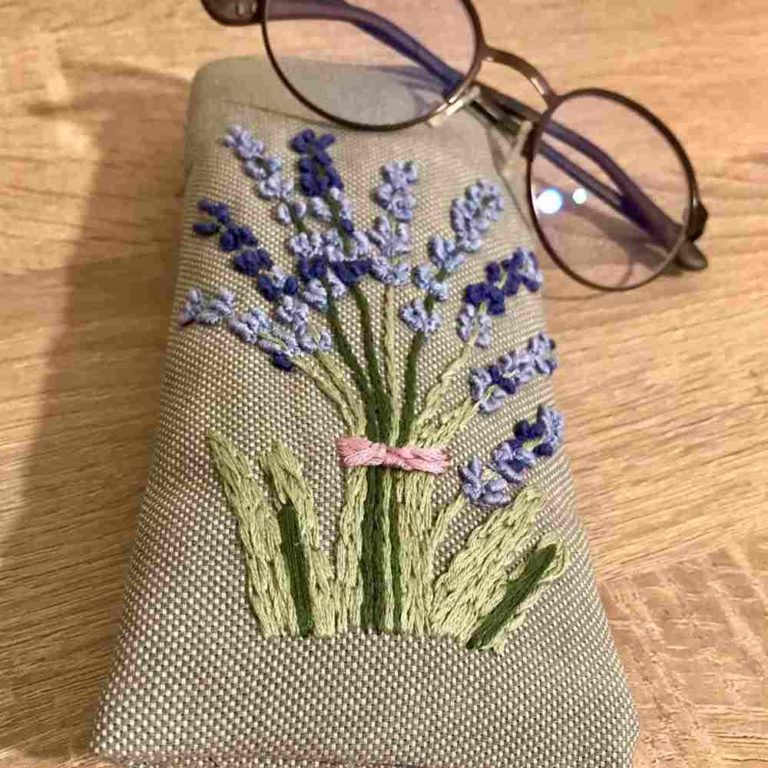 Bordado Rococó: como fazer +70 ideias surpreendentes com esse estilo de ...