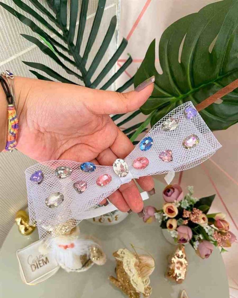 Modelos de laços: +75 opções delicadas para valorizar a beleza dos ...