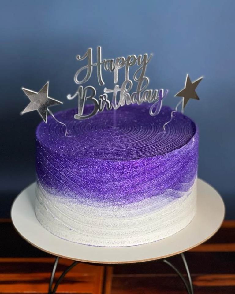 40 Ideias de bolo roxo com glitter super tendência - Artesanato Passo a ...