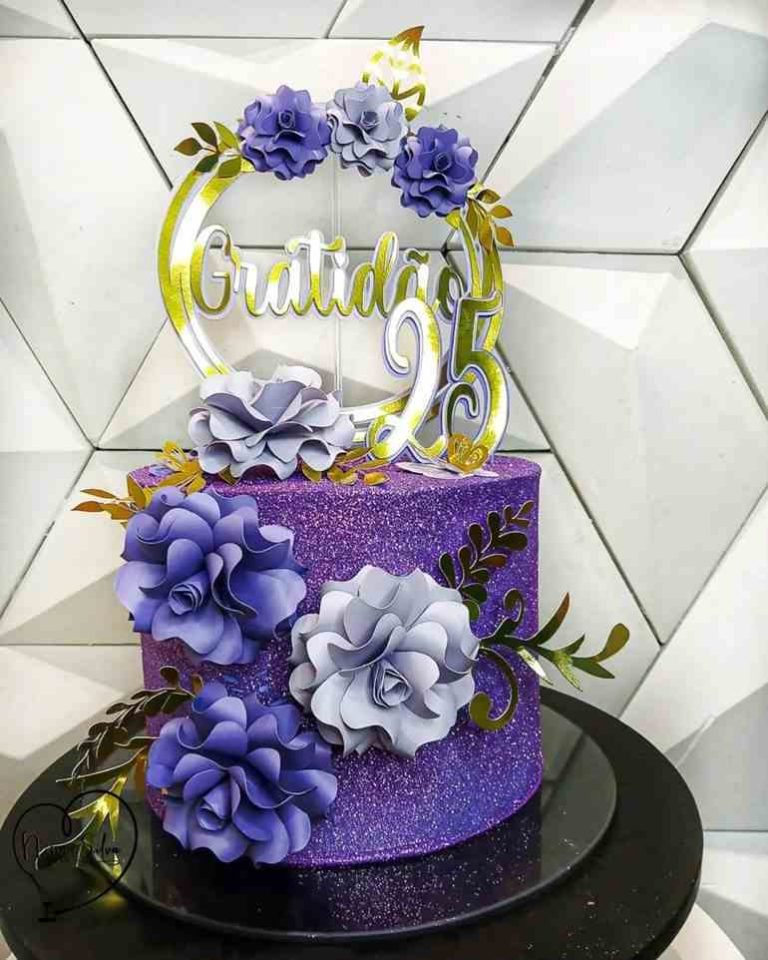 40 Ideias de bolo roxo com glitter super tendência - Artesanato Passo a ...