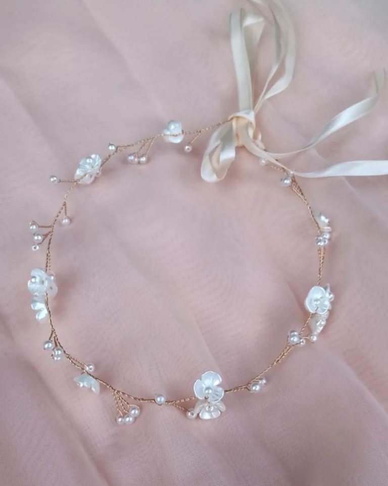 Tiara de pérola: 50 modelos deslumbrantes para todas a idades ...