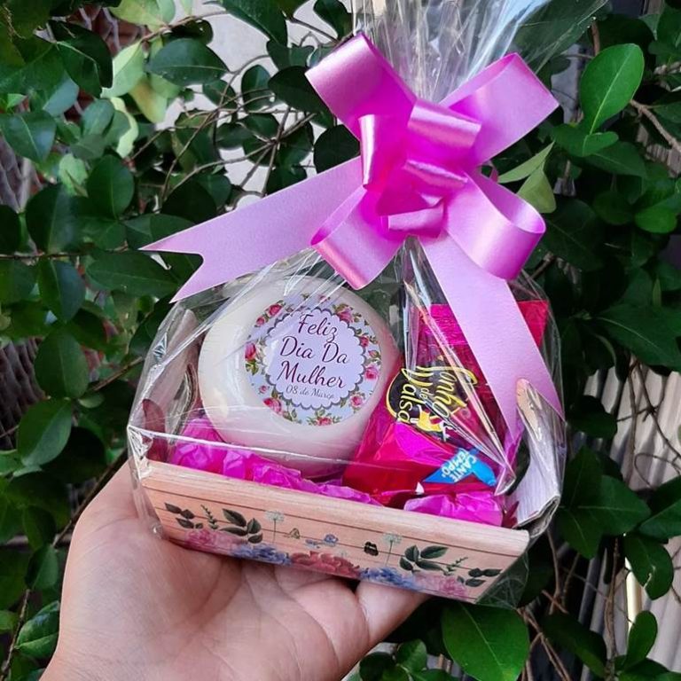 Lembrancinha Dia da Mulher: 40 ideias criativas e simples de fazer ...