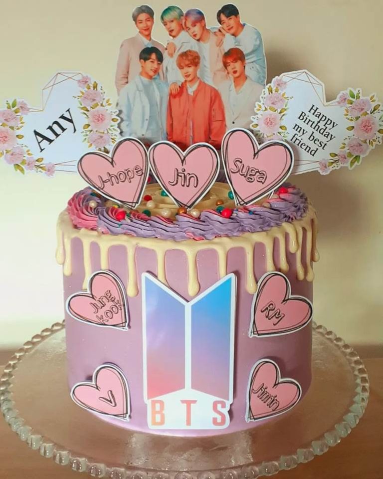 Bolo do BTS: 50 modelos fantásticos para decorar a festa - Artesanato ...