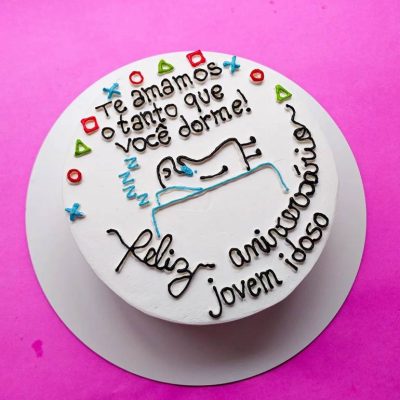 Bolo com frases engraçadas: 50 ideias para alegrar a festa - Artesanato ...