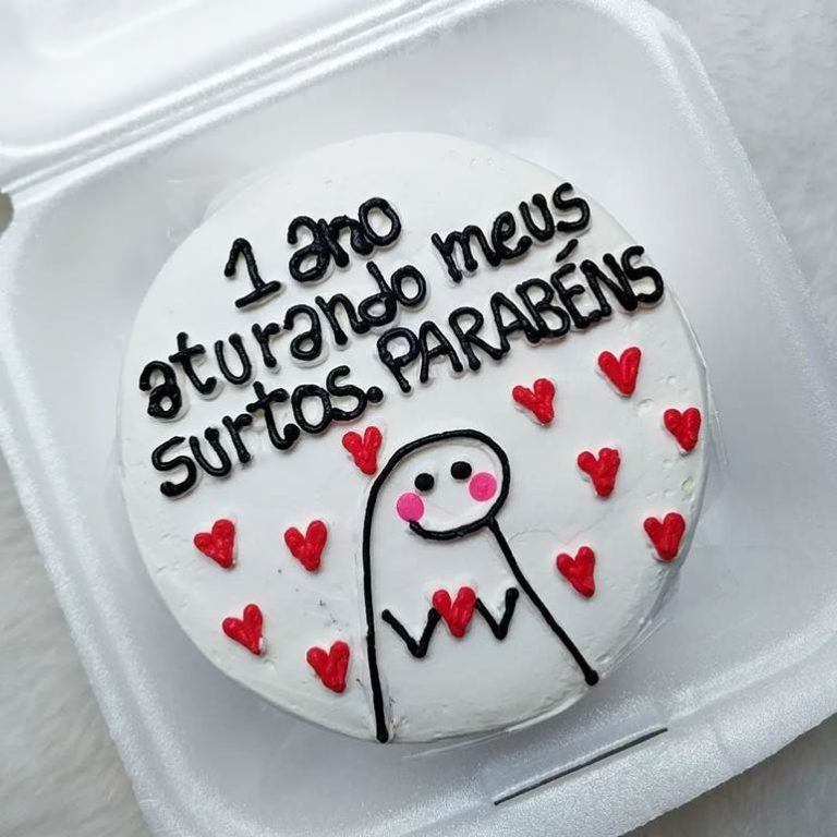 Bolo com frases engraçadas: 50 ideias para alegrar a festa - Artesanato ...