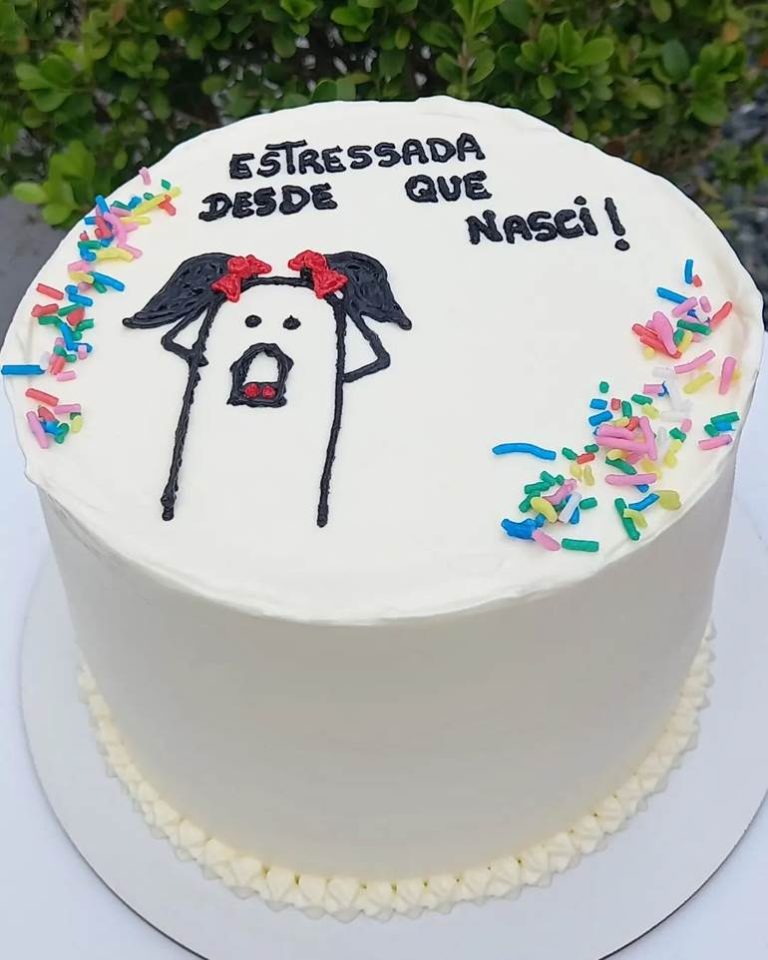 Bolo com frases engraçadas: 50 ideias para alegrar a festa - Artesanato ...