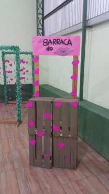 Barraca do beijo para festa junina: tutoriais fáceis e ideias criativas ...